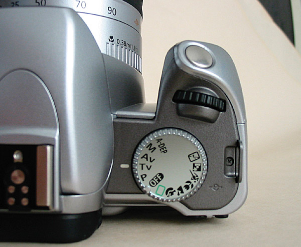 Test Canon EOS 300 V | FotoAparát.cz